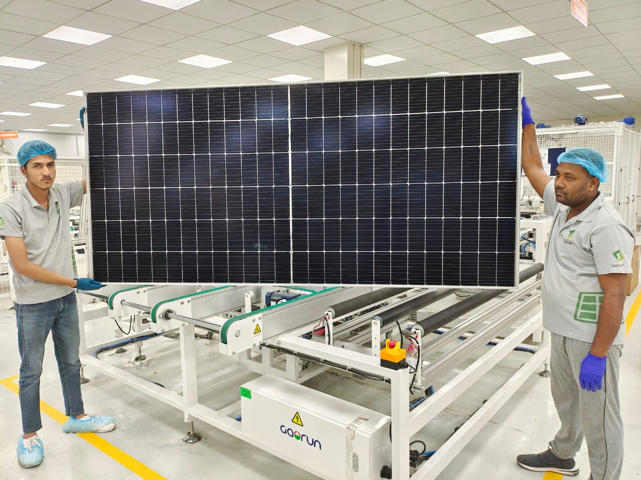 Saatvik Launches 545 Wp Bifacial Half Cut Modules With 21.12 % ...