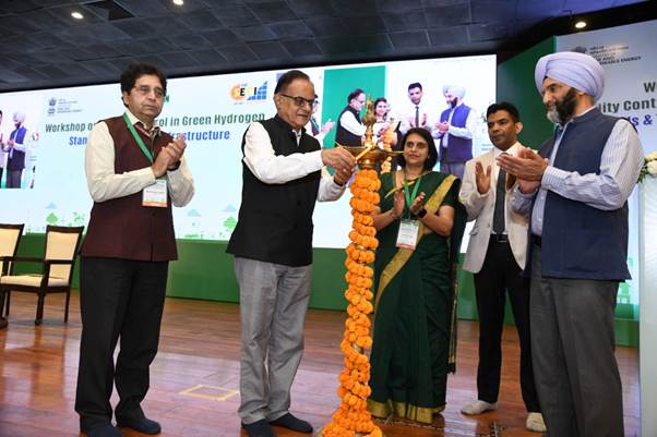 Government Launches National Green Hydrogen Mission Portal and Releases ...