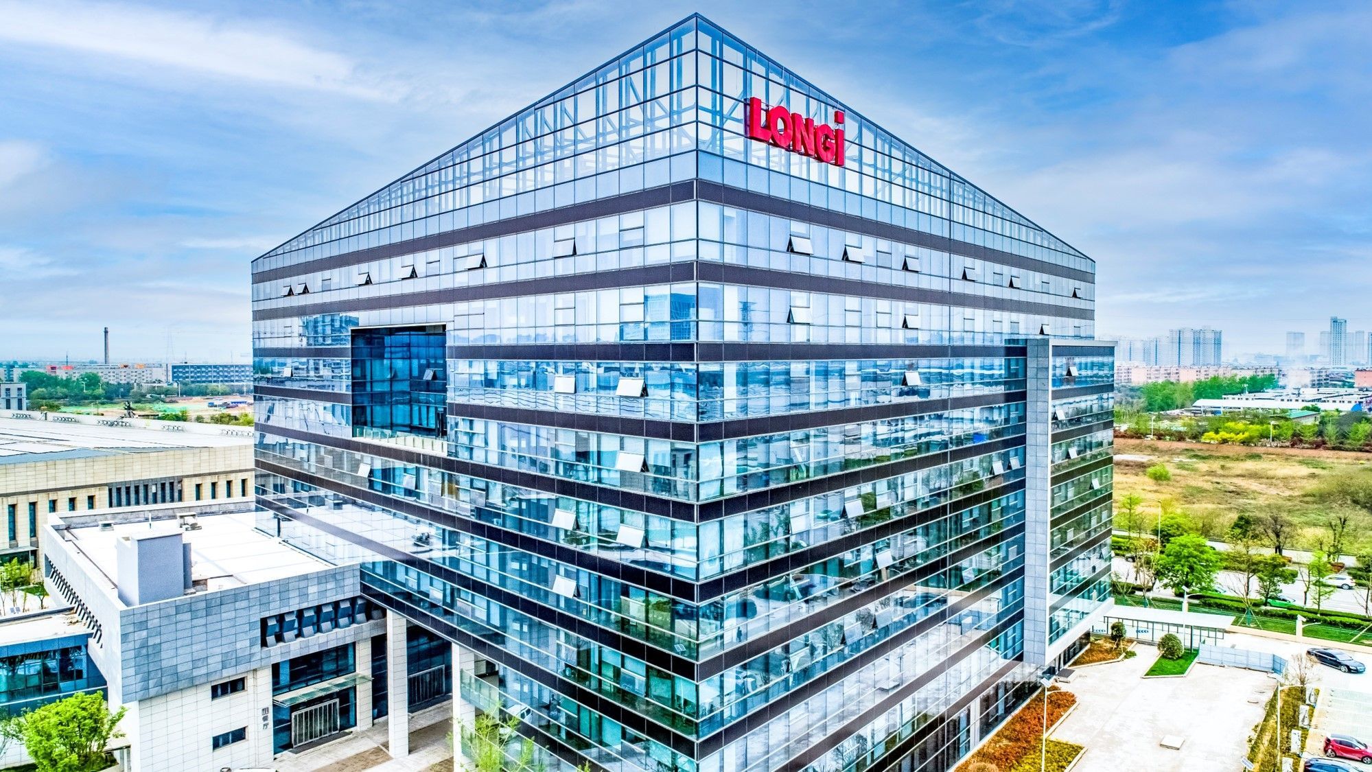 LONGi Hi-MO 9 Earns CGC ‘Pacesetter’ Certification, Setting New ...