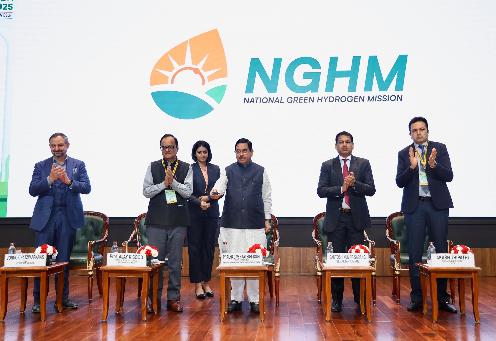 India’s Green Hydrogen Push: Pralhad Joshi Unveils ₹100 Crore Biomass ...